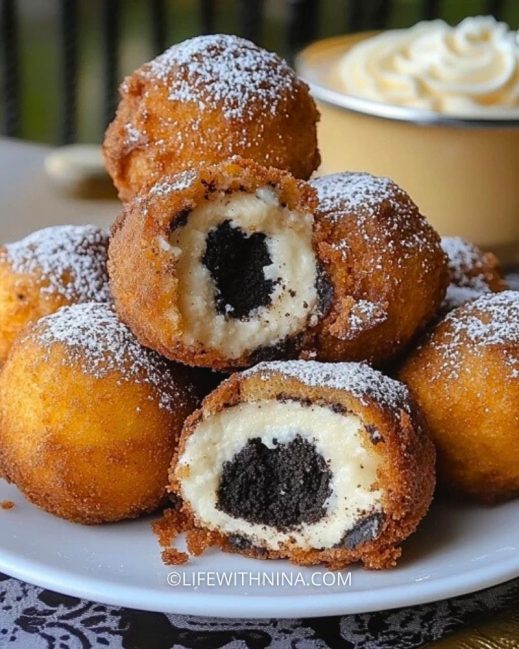 Cookies & Cream Cheesecake Deep Fried Oreos